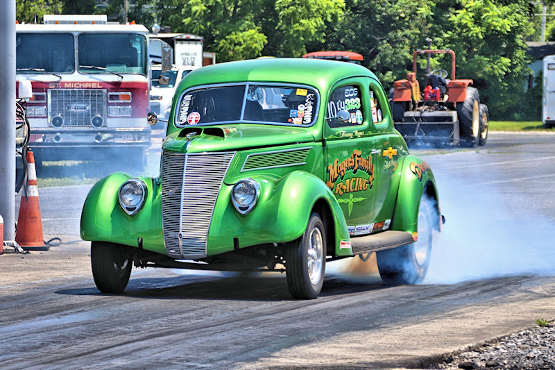 The Family that Races Together… – DF Motorsports Magazine